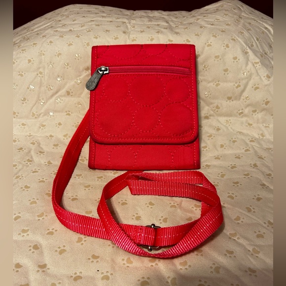 thirty-one | Bags | Thirty One Vary You Quilted Crossbody Organizer ...
